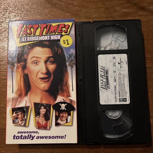 FAST TIMES AT Ridgemont High (VHS) SEAN PENN, JENNIFER LEIGH £7.99 - PicClick UK